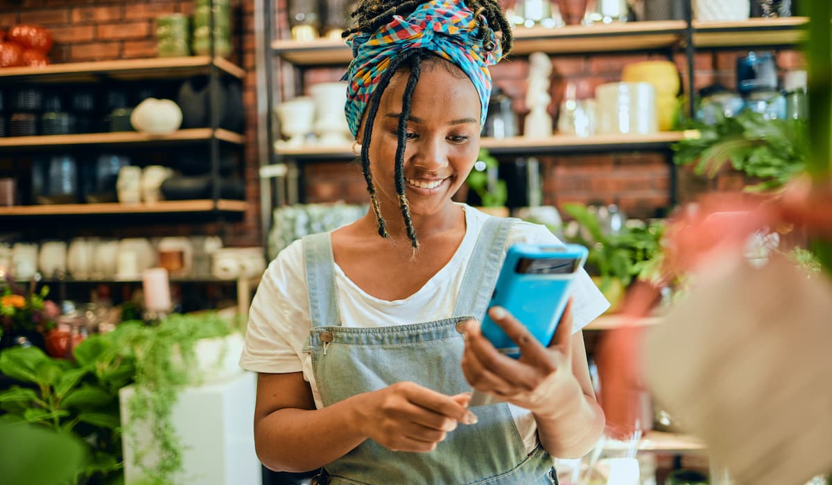 How to Convince a Client to Buy: 12 Effective Strategies and Tips - Podium