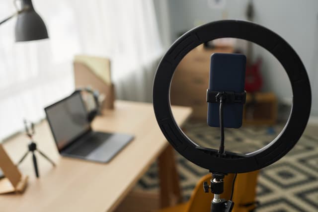 What Is User Generated Content (UGC)? Definition, Strategies and ...